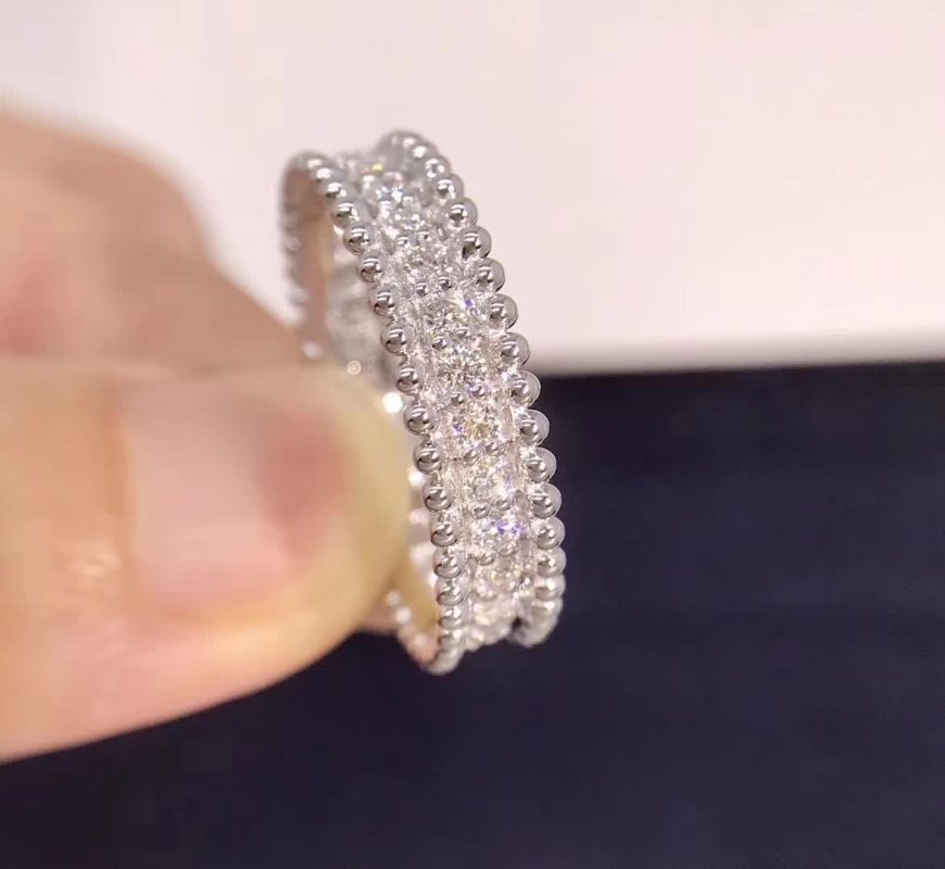 Van Cleef & Arpels Perlée Diamonds Ring 1 Row White Gold Diamond ...