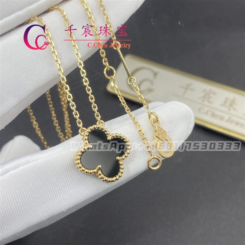 Van Cleef & Arpels Vintage Alhambra Pendant Onyx VCARA45800 – C Chen ...