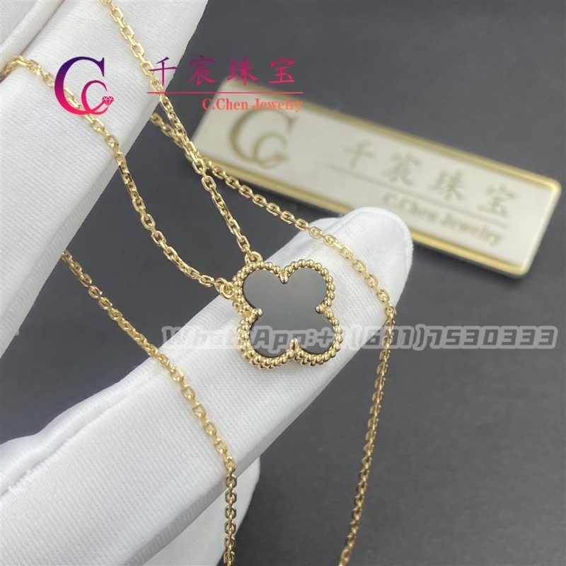 Van Cleef & Arpels Vintage Alhambra Pendant Onyx VCARA45800 – C Chen ...